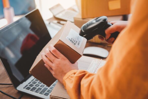 How to Match the Voltage of Your Solar Panels with Your Inverter ...